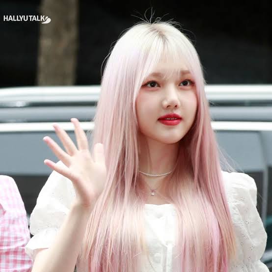 Yerin Of GFriend Has Been Called Out For Following The "Dr. Hong" Trend ...